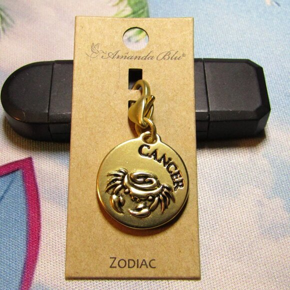 Amanda Blu | Jewelry | Bracelet Charms Amanda Blu Zodiac Cancer | Poshmark